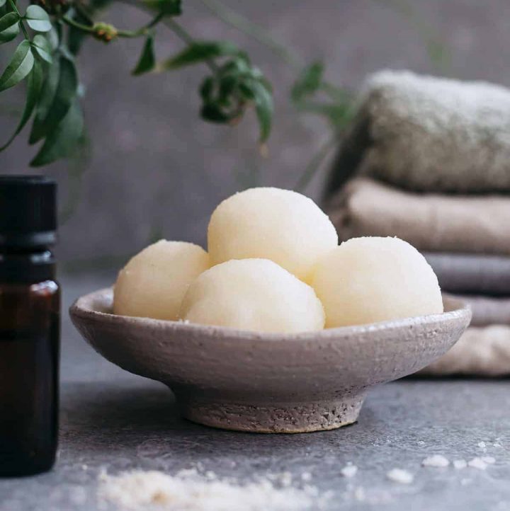 All-In-One DIY Laundry Bombs | Hello Nest