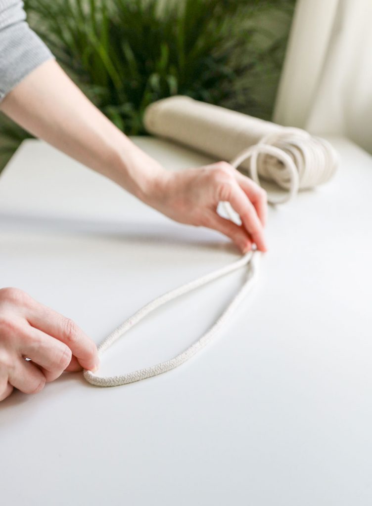 How To Make A DIY Rope Rug | Hello Nest