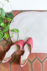 How To Make A DIY Rope Rug | Hello Nest