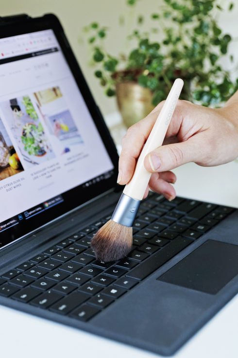 Want to Stay Healthy This Fall? Clean Your Phone! | Hello Nest