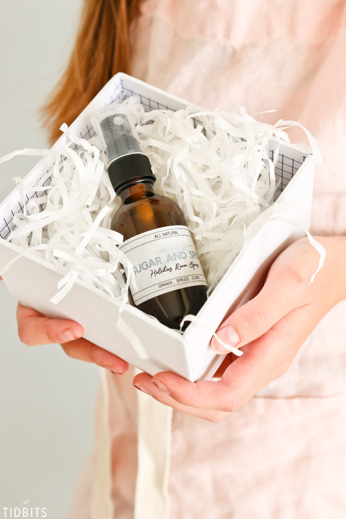 9 Holiday Room Sprays To Make Your Home Feel Festive | Hello Nest
