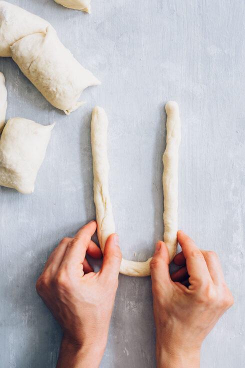 How To Make Perfect Homemade Pretzels | Hello Nest