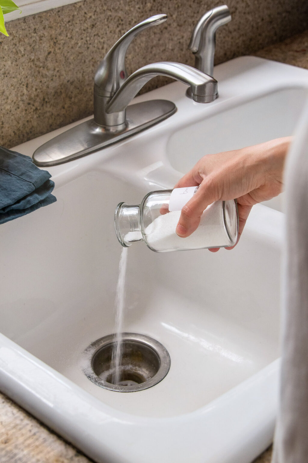 5 Homemade Drain Cleaners That Actually Work | Hello Nest