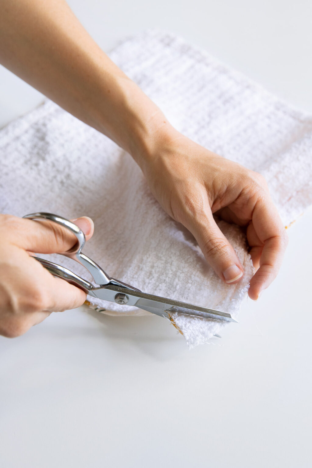 How To Make Your Own Reusable Paper Towels | Hello Nest